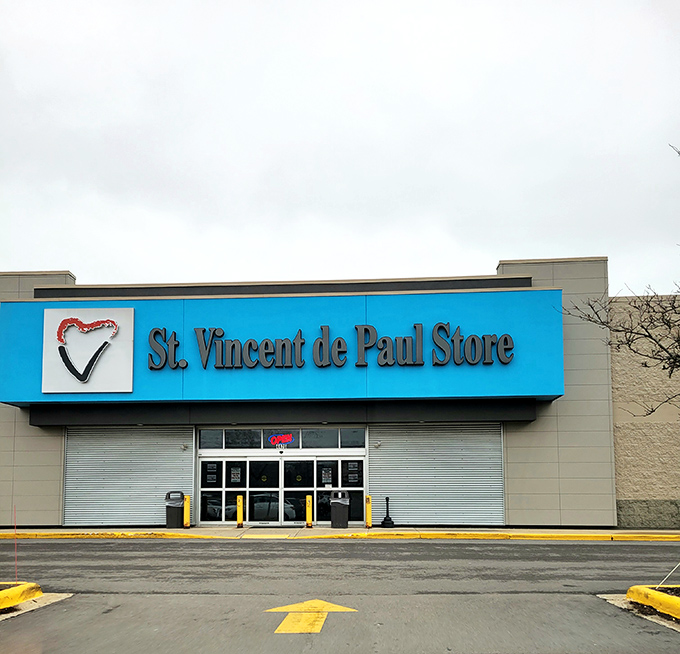 Another angle of St. Vincent's welcoming entrance - the gateway to guilt-free retail therapy that helps the community.