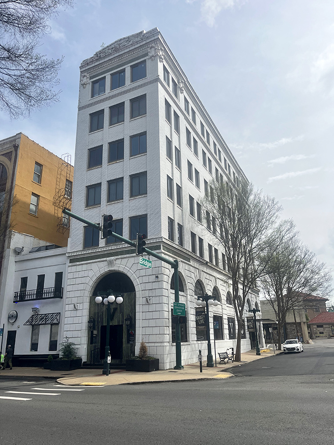 Banking on great taste &ndash; The Vault transformed financial transactions into culinary ones, and everyone's getting rich on flavor.