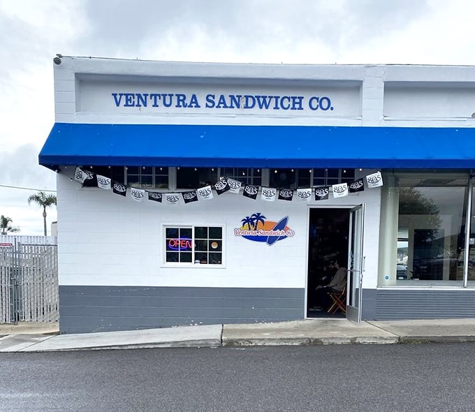 Those colorful outdoor tables invite you to savor sandwiches while breathing in that ocean air.