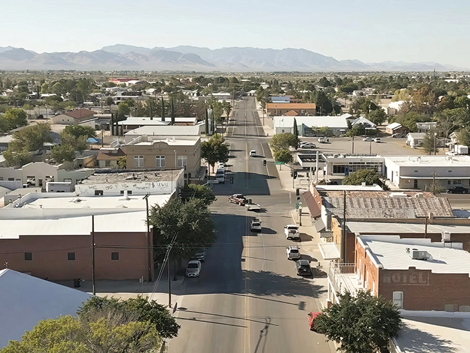 Small-town charm with big sky energy. Where every sunset feels like a personal gift from the universe!