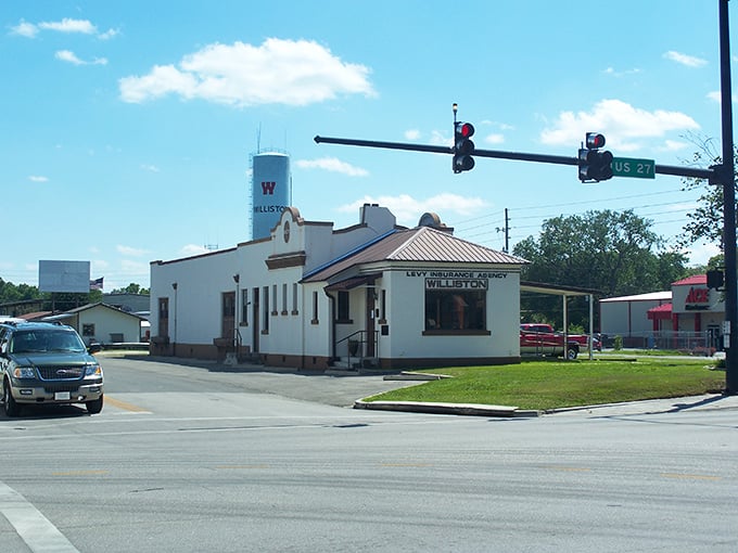 This classic small-town scene proves that sometimes the best things in life really do come in small packages.