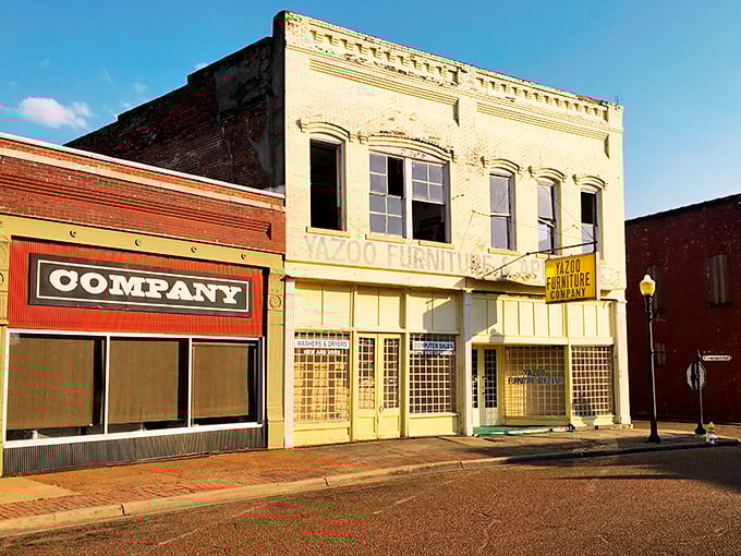 Yazoo City's buildings stand as a historical landmark. The prices at nearby eateries are equally remarkable &ndash; for much happier reasons!