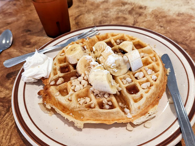 The banana macadamia nut waffle doesn't just say "aloha"&mdash;it gives you a full Hawaiian welcome ceremony with every heavenly bite.