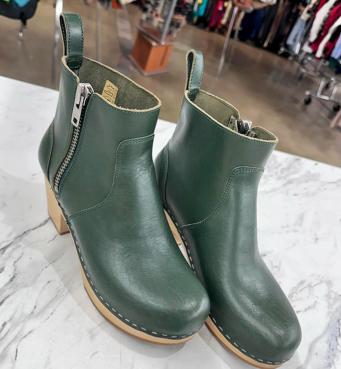 These green boots weren't made just for walking &ndash; they're conversation starters with comfort built right in.
