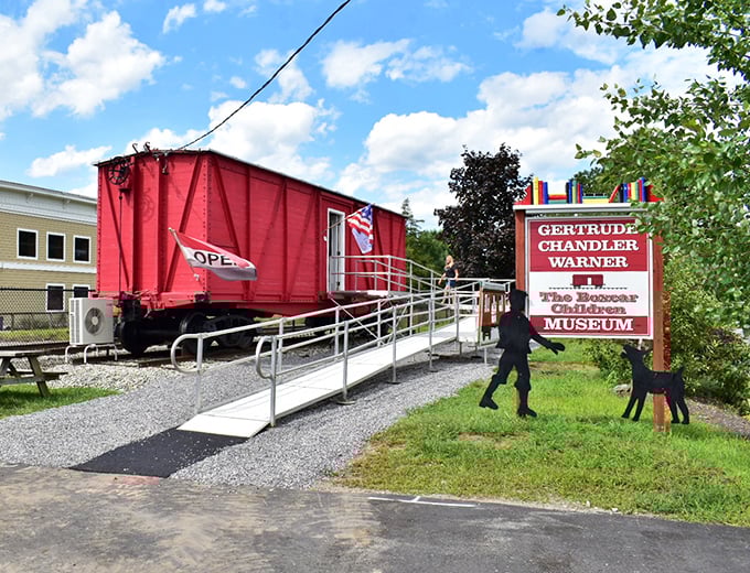 All aboard for affordable nostalgia! The Boxcar Museum offers a first-class ticket to railroad history without the conductor punching a hole in your wallet.