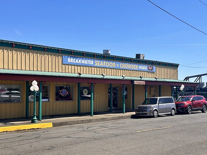 Breakwater Seafood & Chowder House knows you're this close to the ocean, so the seafood better be fresh and affordable.