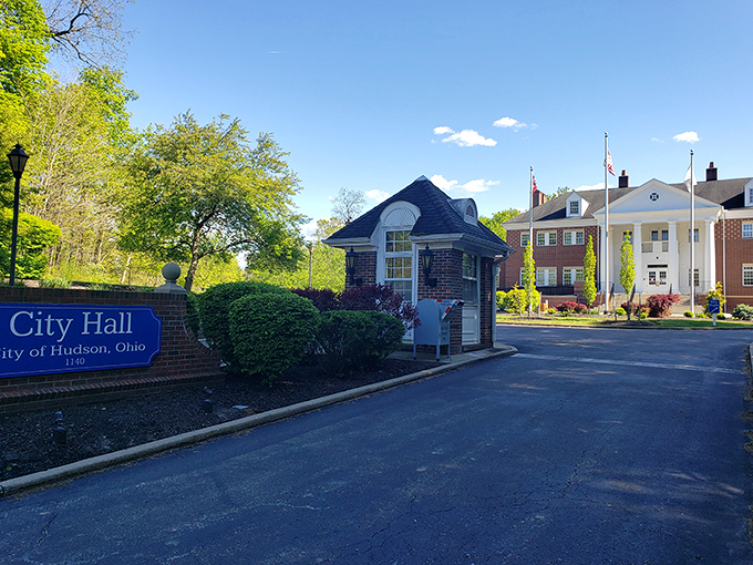 City Hall's quaint guardhouse and manicured grounds announce "we care about details" before you even step inside.