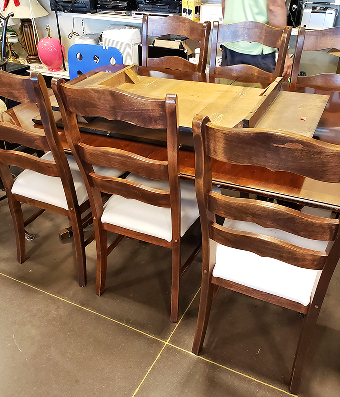 This solid wood dining set has hosted countless family dinners and is ready for yours. Quality craftsmanship that would cost a fortune new waits for its next chapter.