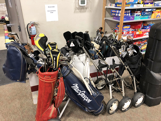 Golf enthusiasts can find their perfect club companion without the country club membership fees.
