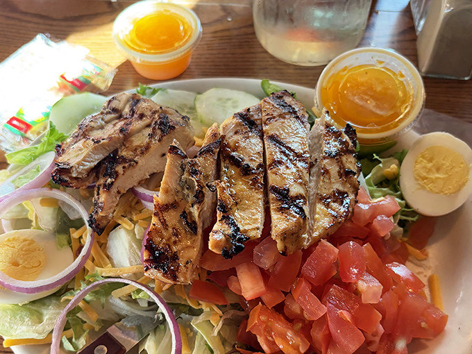 Their grilled chicken salad proves healthy eating doesn't mean flavor sacrifice. It's the rare salad that satisfies both your doctor and your taste buds.