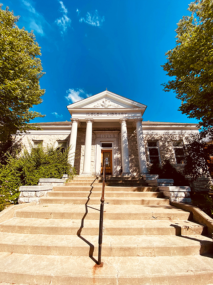 The Ilsley Library's classical columns and marble steps promise literary treasures inside&mdash;a temple to knowledge that's been enlightening Vermonters since 1924.