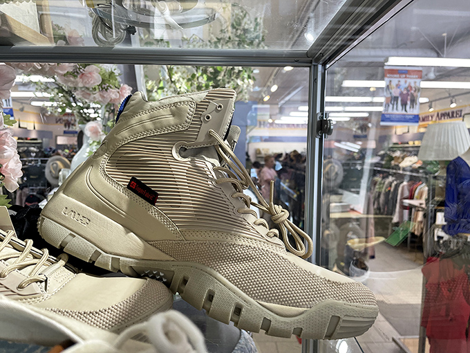 Military precision meets California cool in these tactical boots. Someone's loss is your gain&mdash;literally one step at a time.