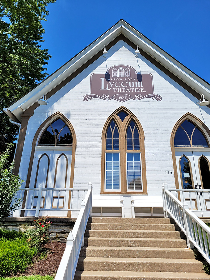 The Lyceum Theatre's gleaming white facade and church-like windows promise performances divine enough to make Broadway jealous.