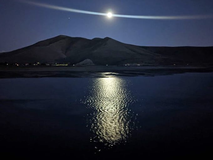 When moonlight dances across Deer Creek Reservoir, even the most dedicated smartphone addicts put down their devices in silent awe.