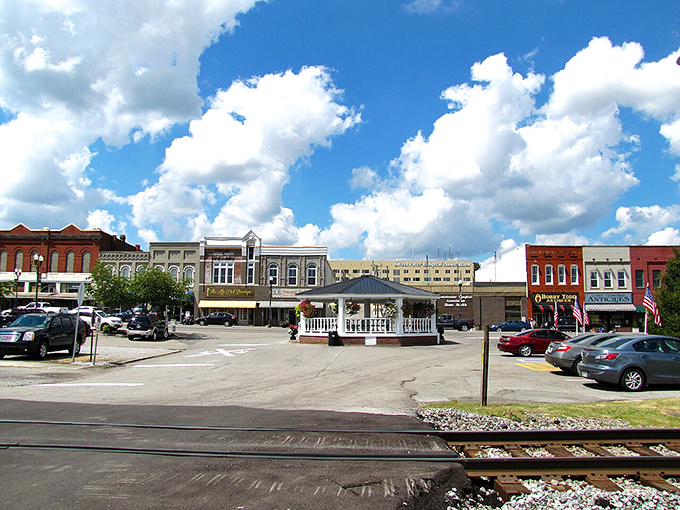 Downtown's gazebo and historic storefronts create the kind of town square Norman Rockwell would have painted if he'd ventured to East Tennessee.