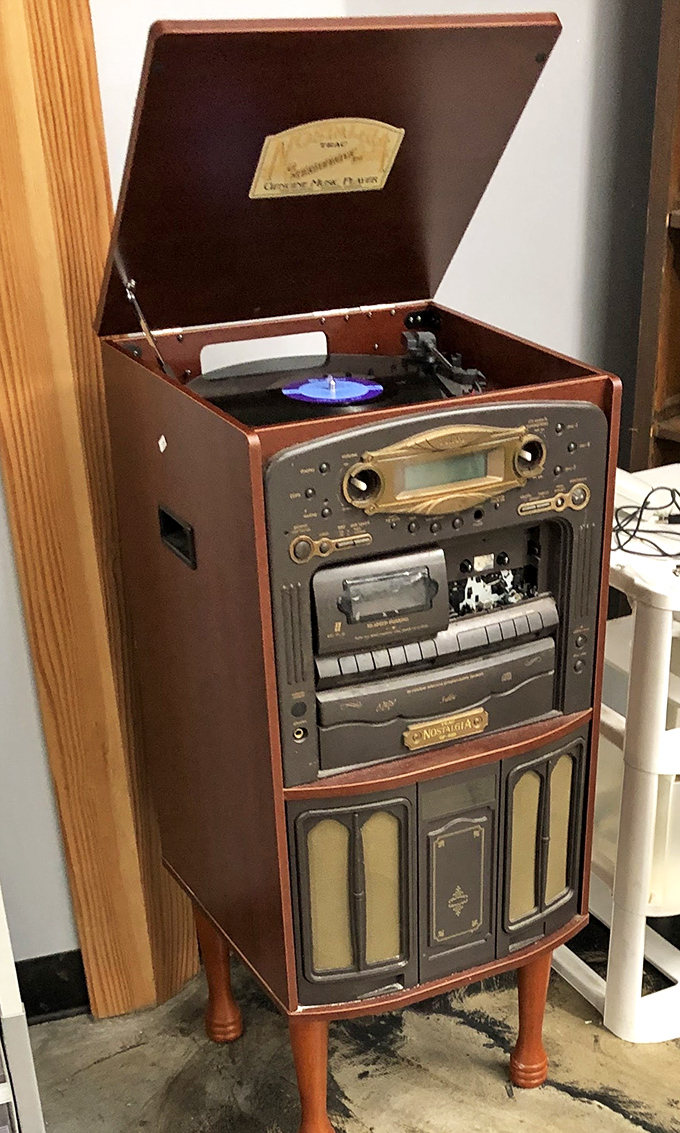 Not your average music player! This vintage Nostalgia-brand console is what happens when yesterday's technology becomes today's conversation piece.