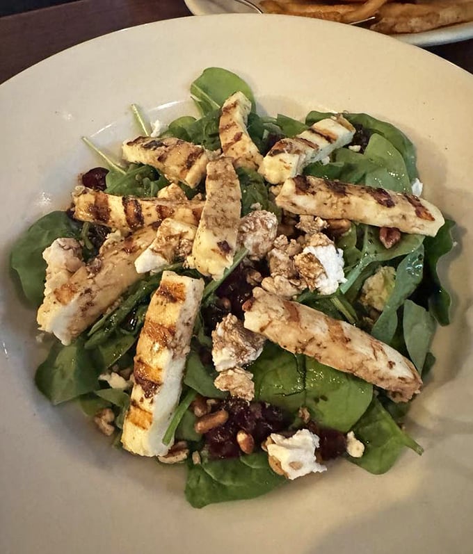 A warm halloumi salad that proves healthy eating doesn't have to be punishment&mdash;grilled cheese and fresh greens in perfect harmony.