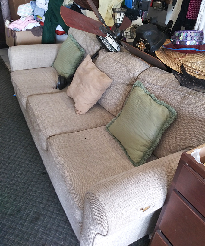 This neutral sectional sofa is practically begging to be the backdrop for your next Netflix marathon. Pillows included&mdash;personality sold separately.