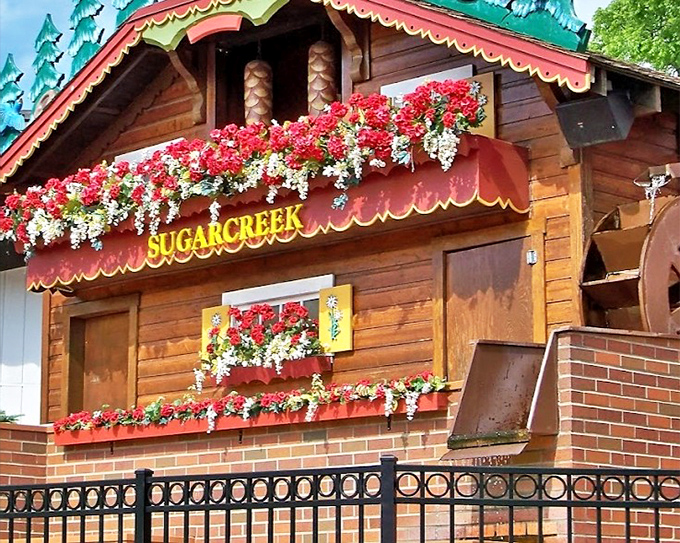 Vibrant flowers cascade from the clock's facade, because if you're going to build the world's largest anything, you might as well dress it up nicely.