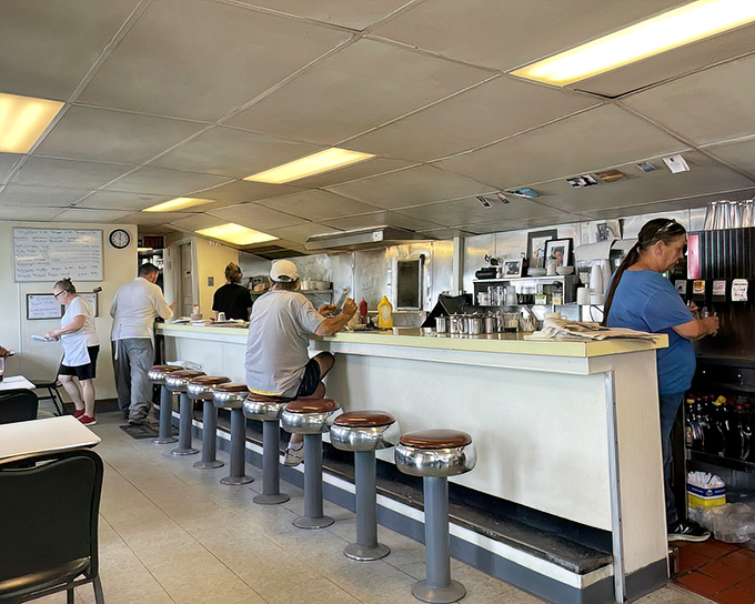 The counter seats &ndash; those front-row tickets to the culinary show where regulars exchange news while watching breakfast choreography unfold.