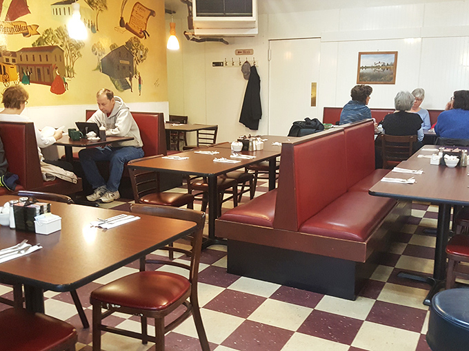 The diner's checkered floor and red booths create that rare atmosphere where both nostalgia and hunger can be satisfied simultaneously.