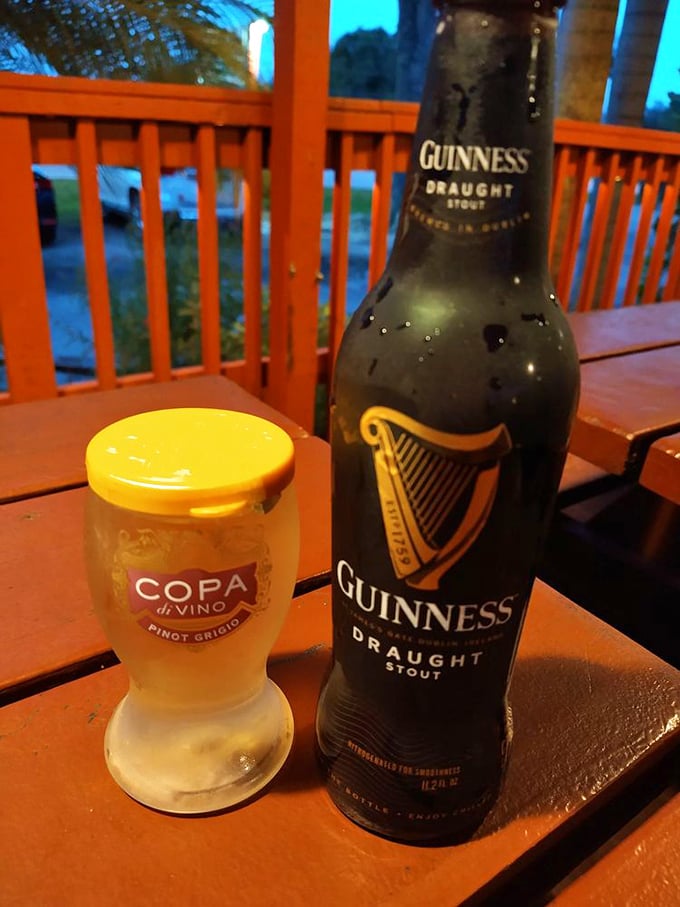 Florida evenings are made for this &ndash; a cold Guinness and wine on the porch after a day in the sun, waiting for another round of seafood delights.