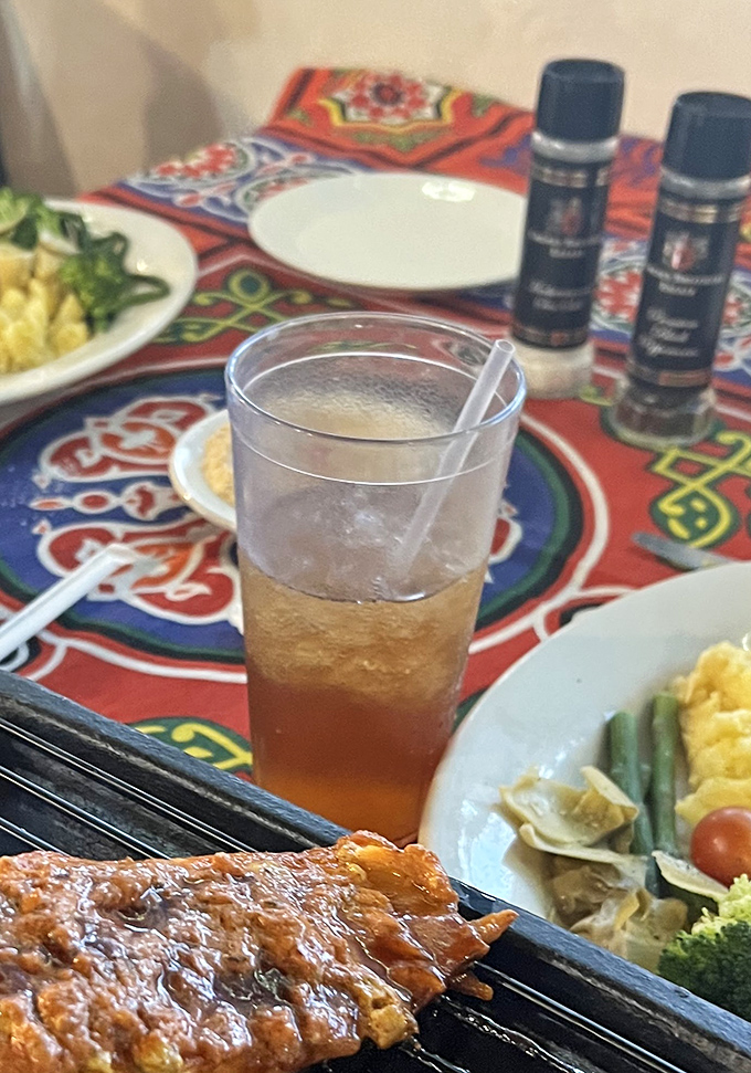 Even the beverages at Apollo get the royal treatment, served on colorful placemats that brighten your day before the caffeine kicks in.