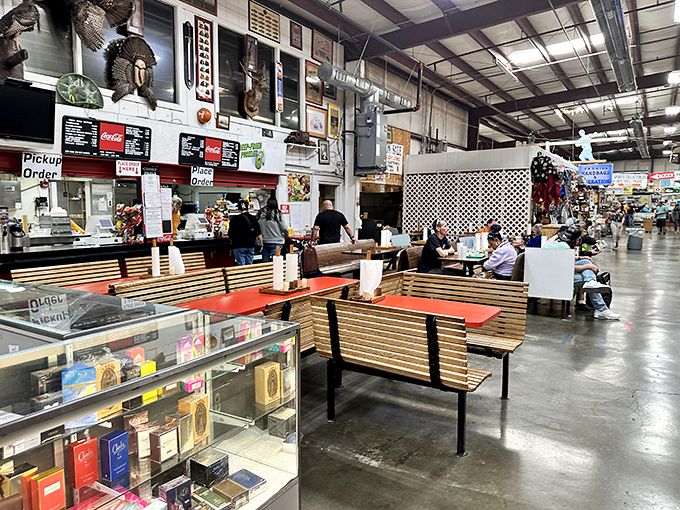 Between treasure hunts, shoppers recharge at the food court &ndash; the perfect pit stop for swapping stories about the day's discoveries.