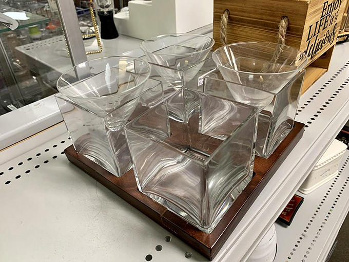 Crystal-clear glassware that catches the light just right. Martinis taste 37% fancier when served in vintage vessels—that's just science.