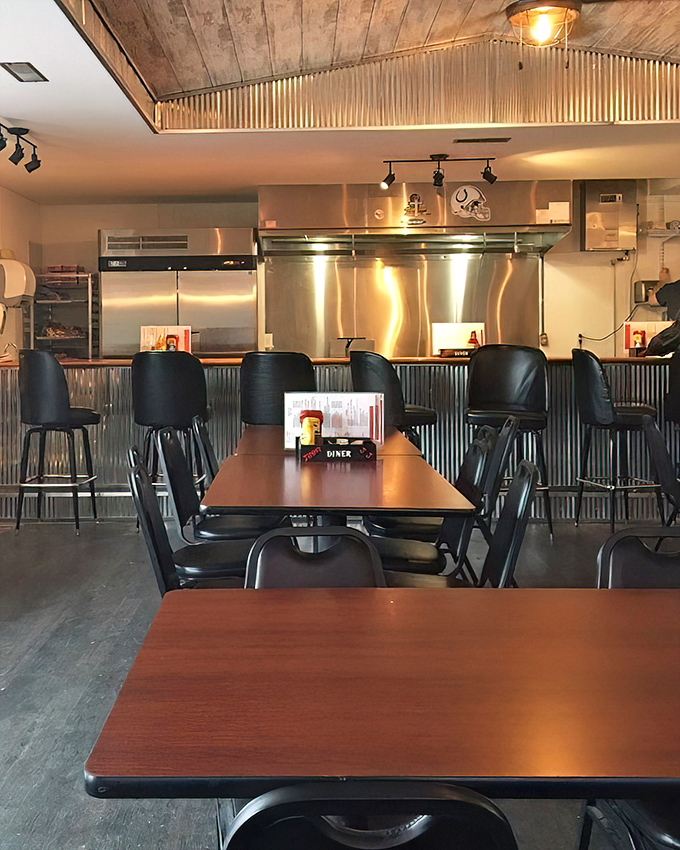 The counter seating offers front-row tickets to the greatest show in town: short-order cooks performing their timeless culinary choreography.