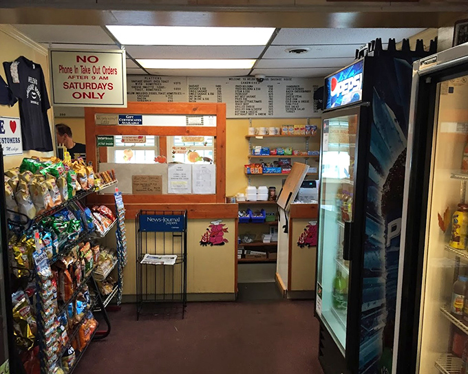 The ordering counter &ndash; where dreams are placed and fulfilled with remarkable efficiency. No fancy POS systems needed when you know your craft.