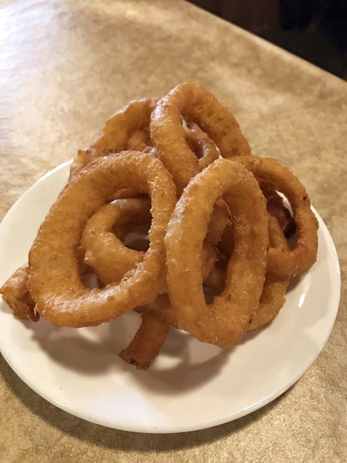 Onion rings with the perfect crunch-to-squish ratio&mdash;the kind that make you forget you once claimed to be "watching what you eat."