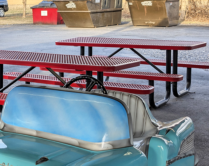 Red picnic tables and vintage cars&mdash;the perfect pairing, like fries and ketchup. Some dining rooms have chandeliers; this one has Pennsylvania sky.