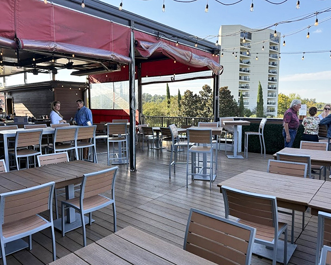 The rooftop dining area offers Columbia skyline views and fresh air&mdash;proving that sometimes the best sauce is the great outdoors.