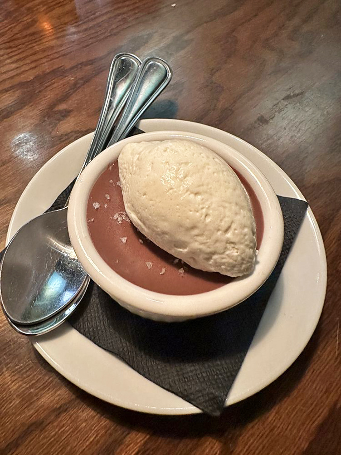 That pot de cr&egrave;me looks smoother than Sinatra's voice after a good martini.