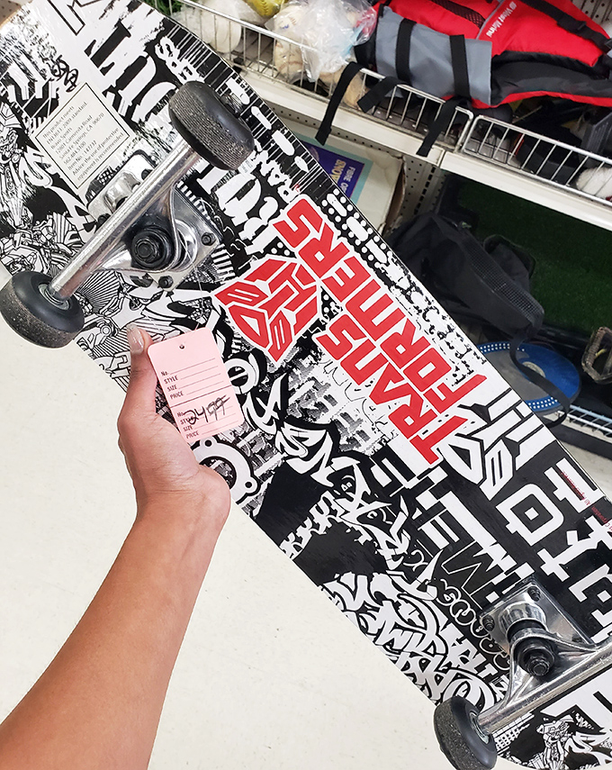 That skateboard has seen more action than a Bruce Willis movie marathon &ndash; ready for its sequel.