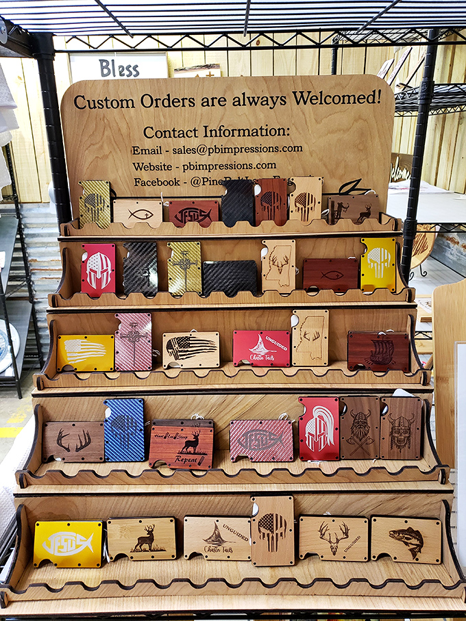 Craftsmanship meets patriotism in these handmade wooden card holders featuring everything from fish to flags &ndash; perfect for the outdoorsy Mississippian.