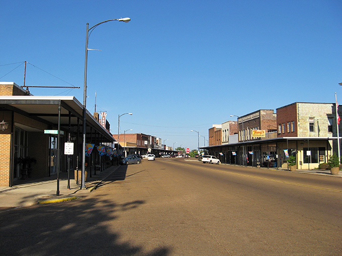Aberdeen's historic facades showcase architectural details that contractors today would charge you an arm, leg, and probably a kidney to replicate.