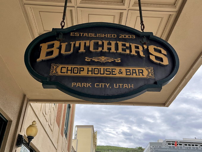 That creative signage welcomes diners like a red carpet leading to culinary stardom and tableside theater.