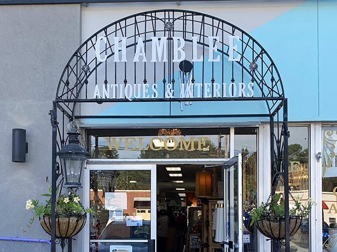 Chamblee's elegant entrance promises the kind of refined treasures that make antique lovers swoon happily.
