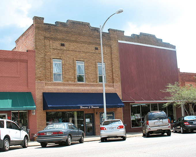 Douglas maintains its historic character while offering modern amenities at prices that won't make your wallet weep.