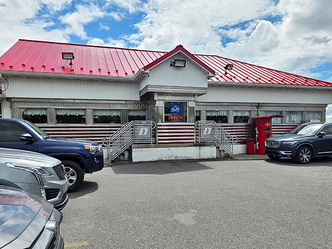 D's Diner's bright red roof and twin staircases give it that "special occasion" feel, even when you're just stopping in for Tuesday morning pancakes.