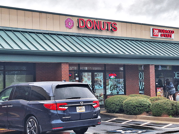 EN Donuts might be hiding in a strip mall, but that purple sign promises flavor combinations worth the treasure hunt.