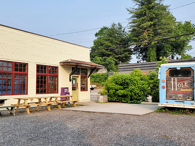 Hole Doughnuts' charming yellow building looks like it belongs in a storybook. A sweet ending guaranteed!