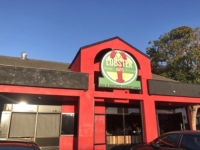 Lobster-Guys' bold red building makes no apologies for its seafood obsession. It's like a lobster roll lighthouse on Artesia Boulevard!