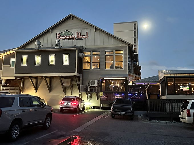 When the moon rises over Runaway Island, the day's worries set with the sun &ndash; leaving only good food and better views.