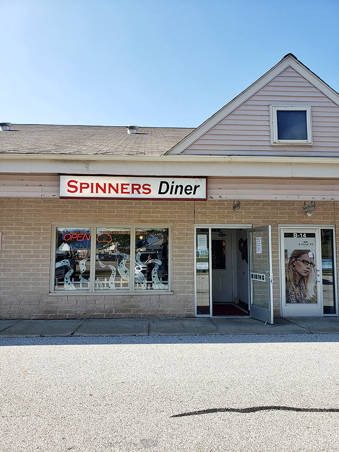 Cozy neighborhood charm meets serious breakfast business in this delightfully unpretentious local favorite spot.