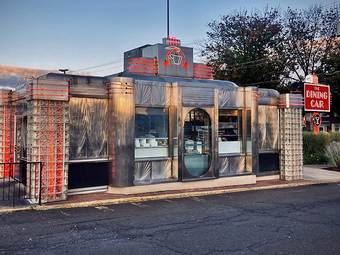 The Dining Car's Art Deco curves prove that great design and great food make perfect partners.