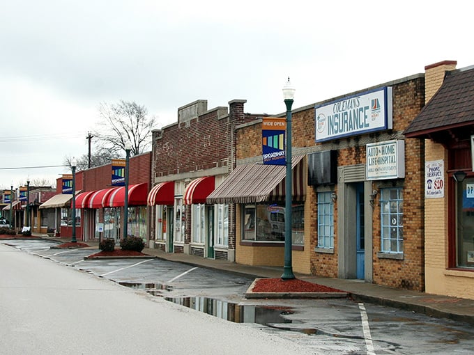 West Memphis stretches out with the honest simplicity of a working town that keeps America's commerce flowing.
