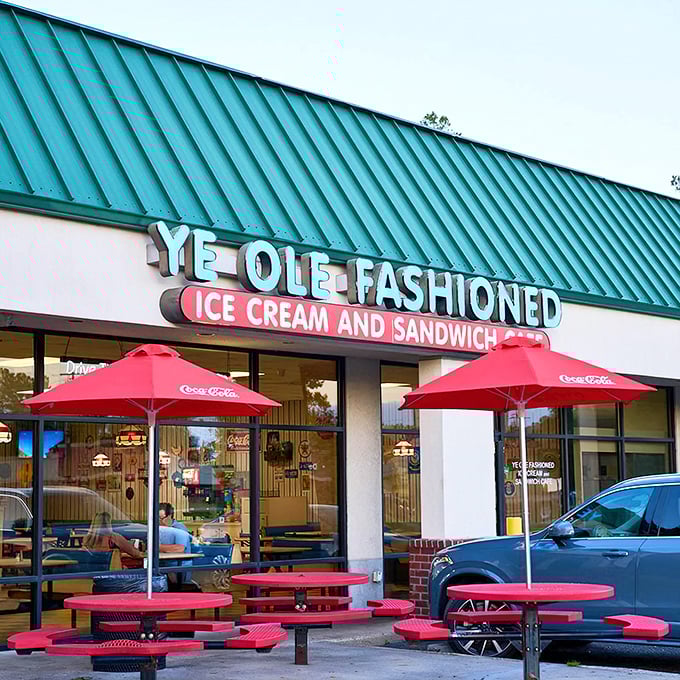 Ye Ole Fashioned's turquoise roof signals the perfect marriage of sandwiches and ice cream under one roof.